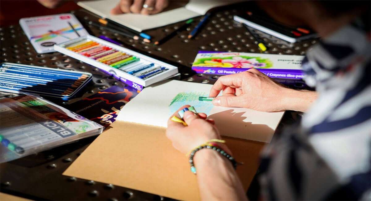 Hobbies For Men In Their 30s: Top Fun & Best Indoor Hobbies - psyog